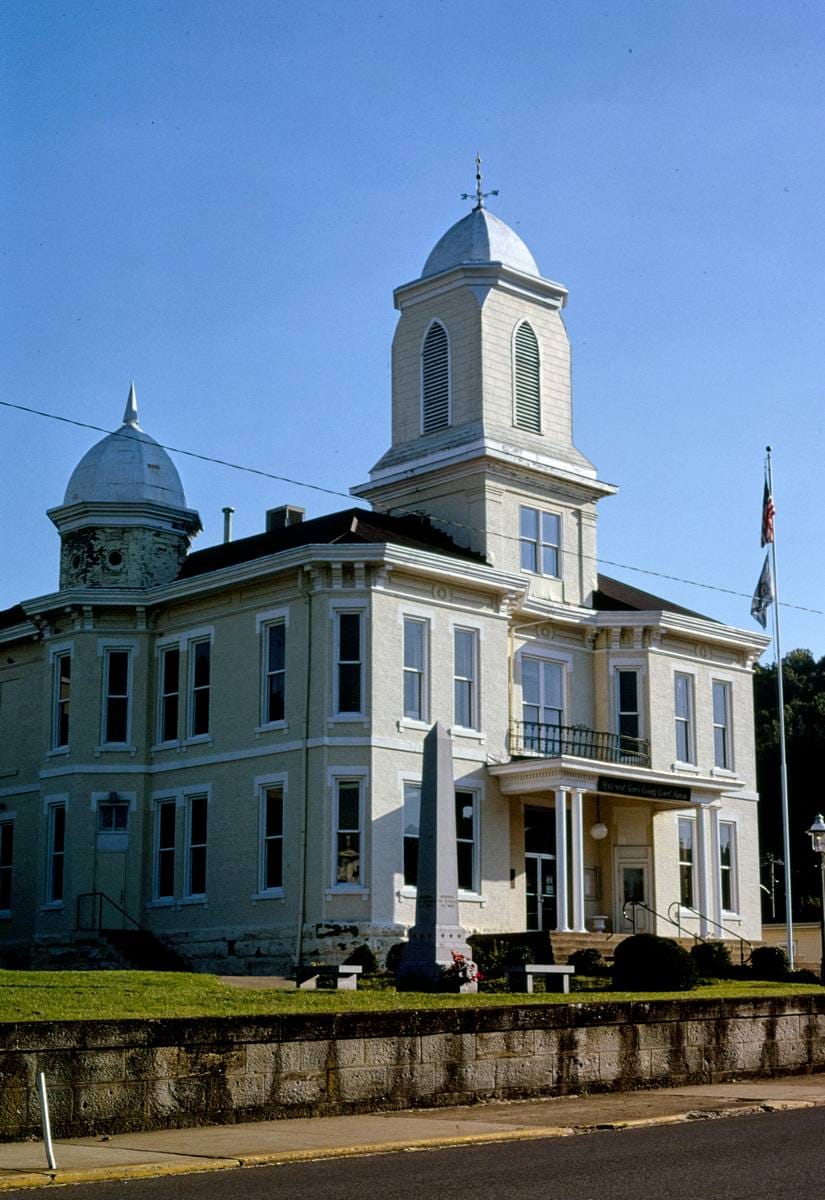 Historic Photo : 1995 Lewis County Courthouse, angle view, Center Stre ...