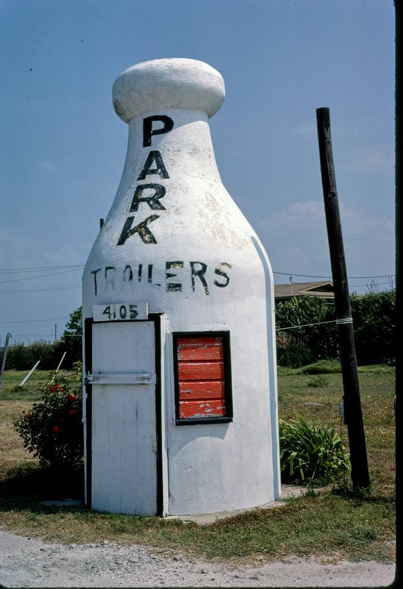 Historic Photo : 1988 Grishams's milk bottle, view 2, Timon Boulevard ...