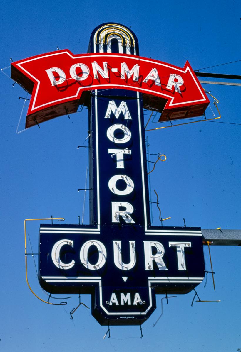 Historic Photo : 1982 Don-Mar Motel sign, Austin, Texas | Margolies ...