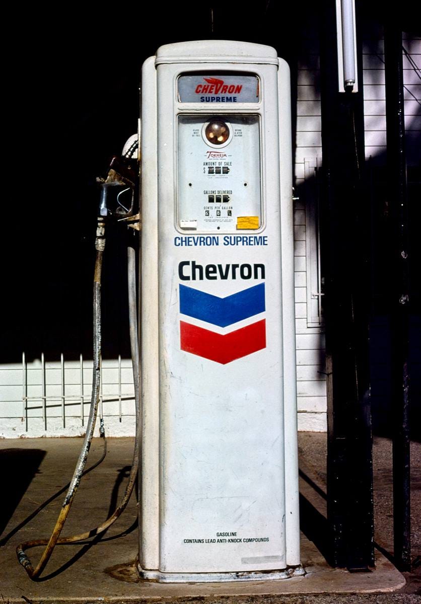 Historic Photo : 1978 Chevron gas pump, Jim Ruth Chevrolet, Home Garde ...
