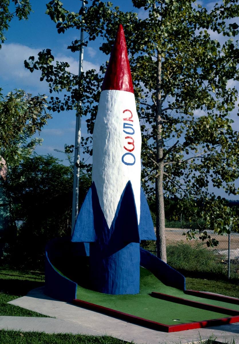 Historic Photo : 1986 Rocket hole, Sir Goony Golf, Chattanooga, Tennes ...