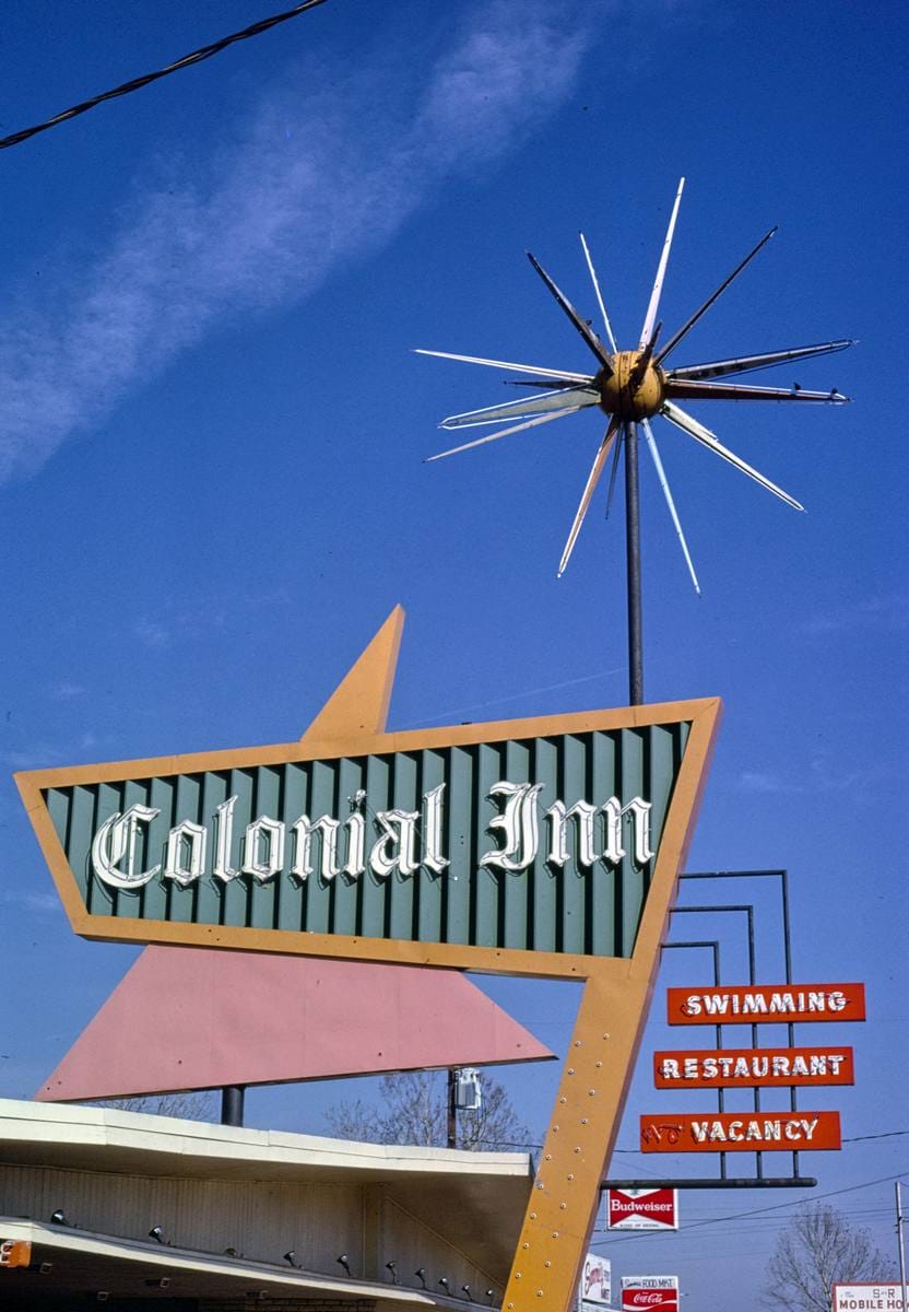 Historic Photo : 1979 Colonial Inn sign, Bossier City, Louisiana | Mar ...