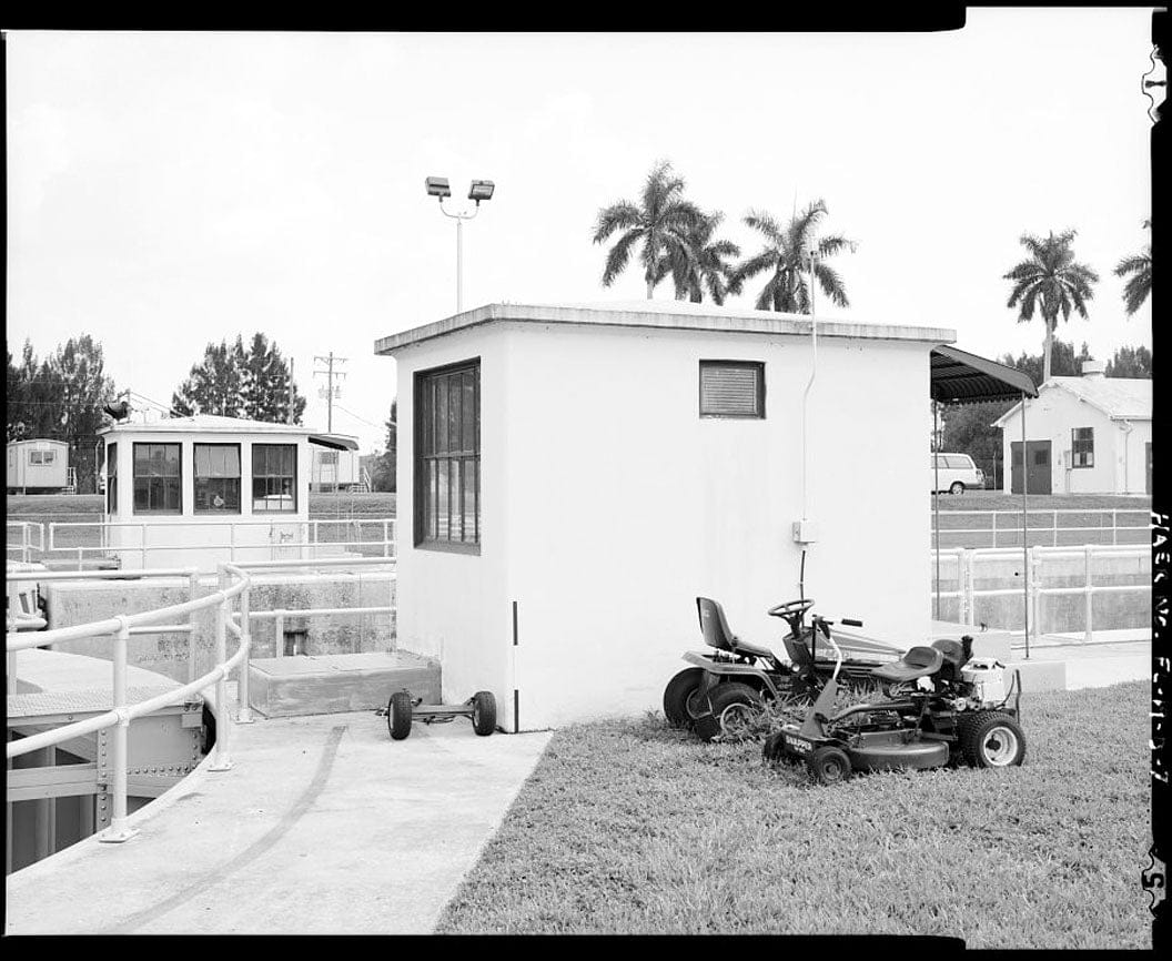 Ortona Lock, Lock No. 2, Machinery and Control Houses, Caloosahatchee ...