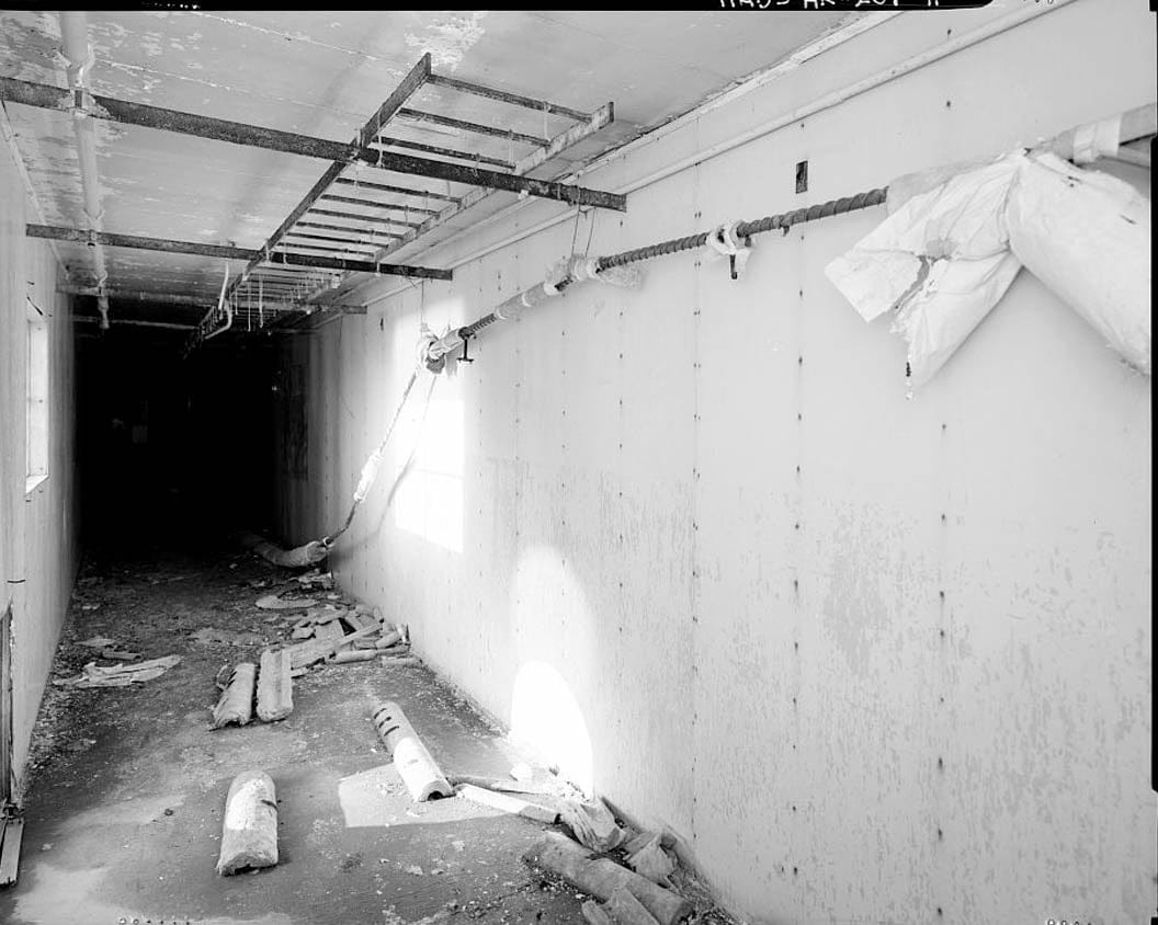 Historic Photo : POW-3 Distant Early Warning Line Station, Bullen Poin ...