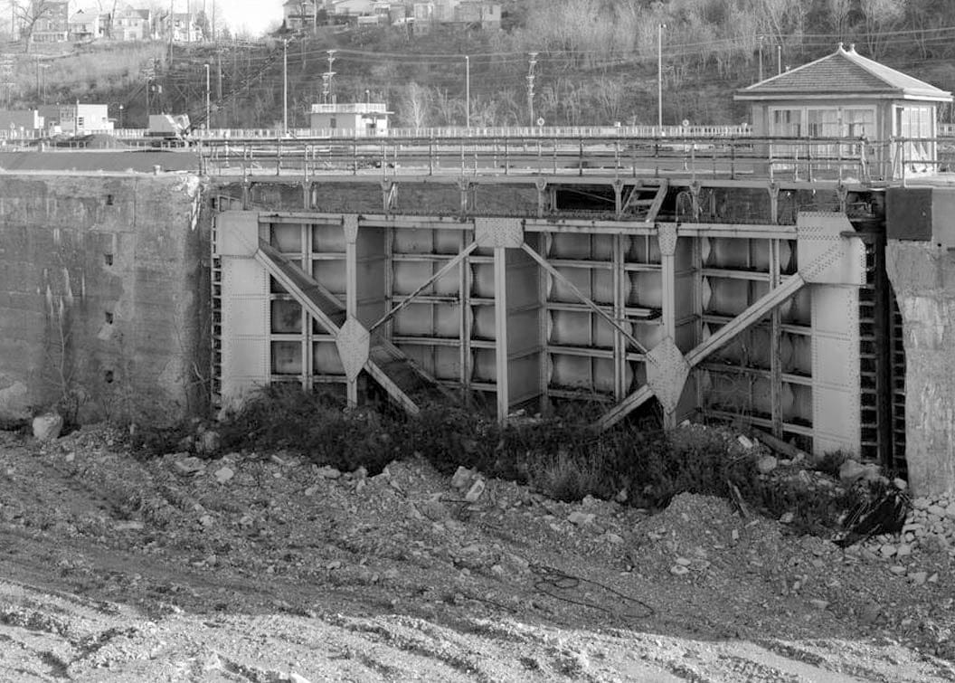 Historic Photo : Mississippi River 9-Foot Channel, Lock & Dam No. 19 ...