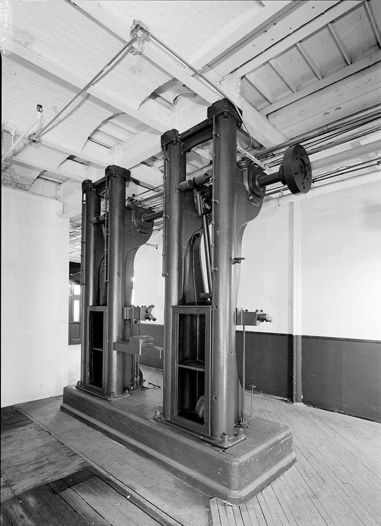 Historic Photo : Colt Fire Arms Company, East Armory Building, 36-150 ...