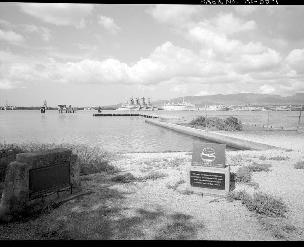 Historic Photo : U.S. Naval Base, Pearl Harbor, Pier & Yacht Club Mari ...