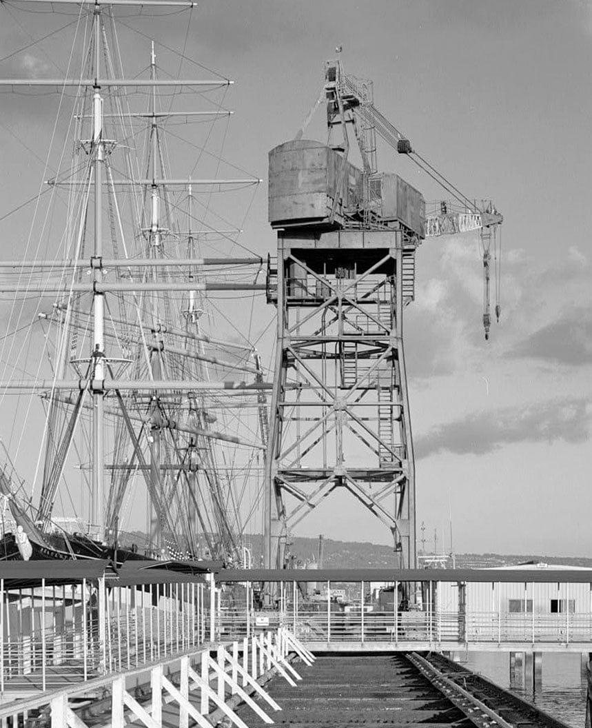 Historic Photo : United Engineering Company Shipyard, Crane, 2900 Main ...