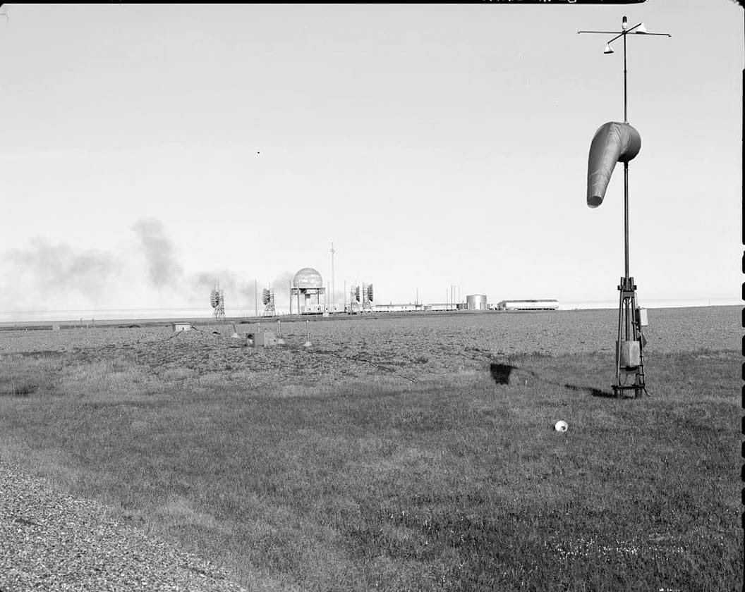Historic Photo : POW-3 Distant Early Warning Line Station, Bullen Poin ...