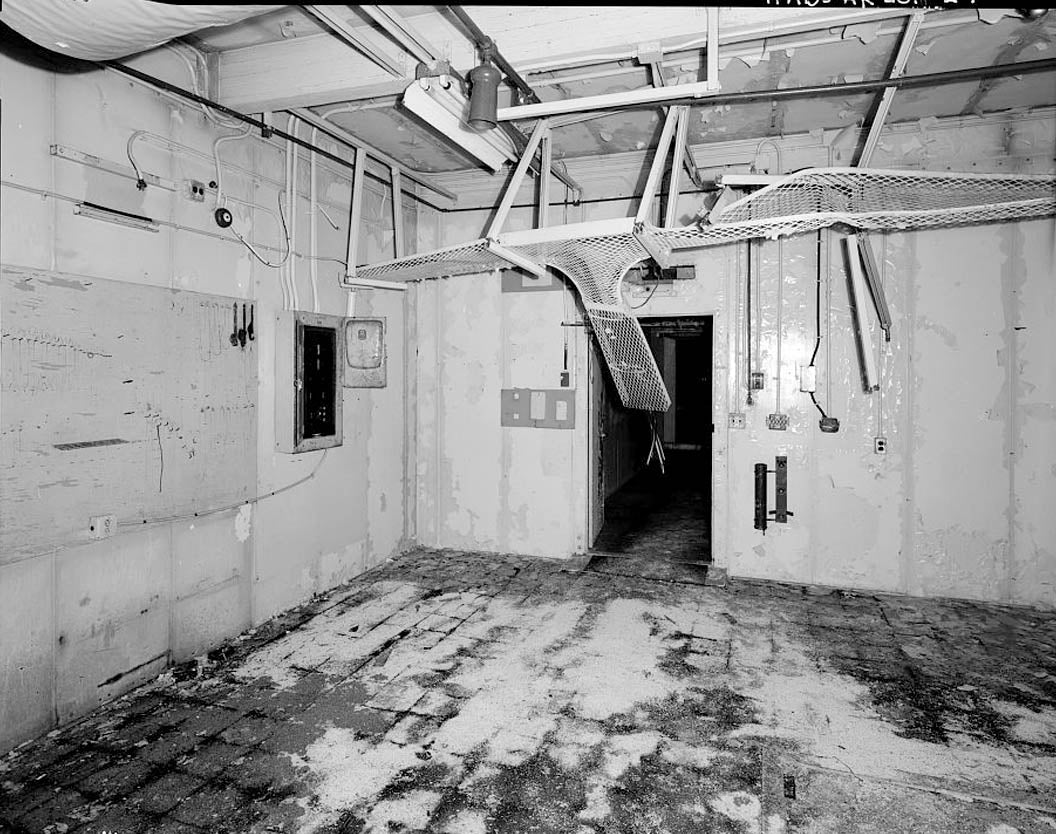 Historic Photo : POW-3 Distant Early Warning Line Station, Bullen Poin ...