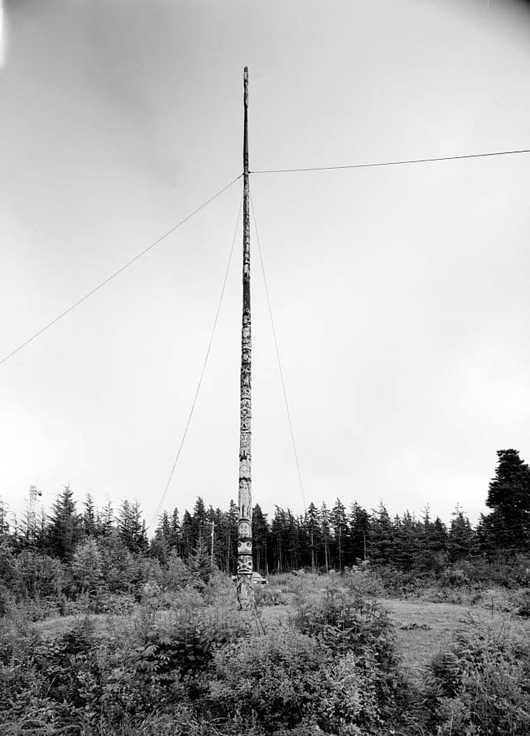 Historic Photo : Kake Salmon Cannery, Totem Pole, Kake, Wrangell-Peter ...