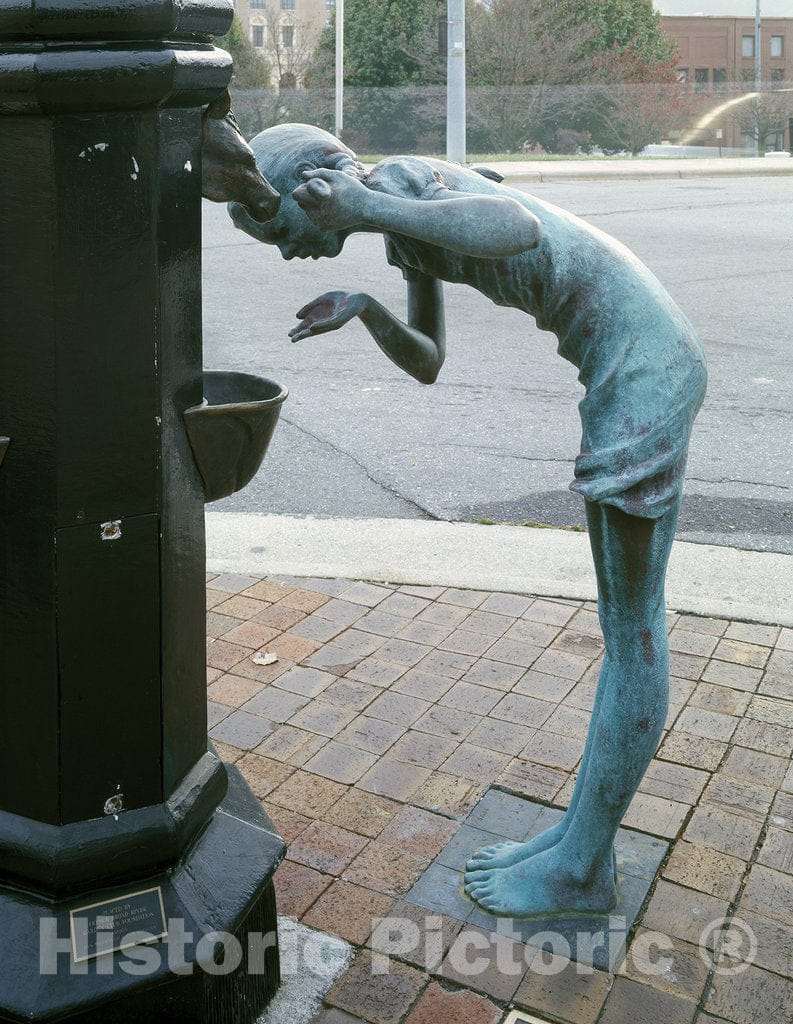 Asheville, NC Photo - Street Sculpture Little Sipper, by James Barnhil ...