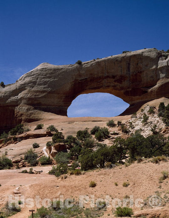 Arches National Park, UT Photo - Massive Bridge-Like Arch at Arches Na ...