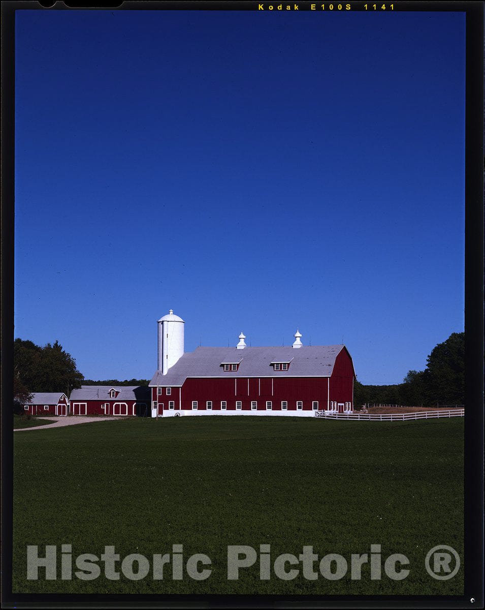 Red barn Photo – Historic Pictoric