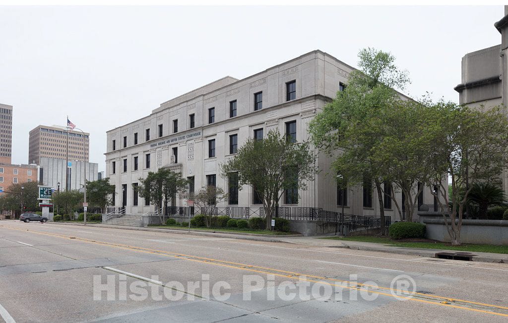Photo- Exterior. Federal Building & U.S. Courthouse in Baton Rouge, Lo ...