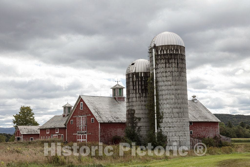 Photo - Large barn Complex Near Milton, Vermont - Fine Art Photo Repro ...